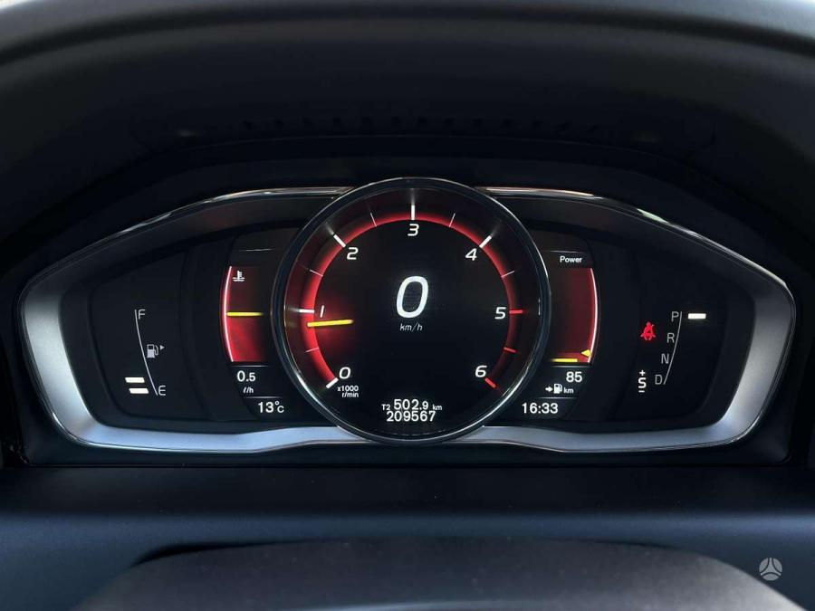 Белый Вольво ХС60 2015 в Таураге, объемом двигателя 1.97 л и пробегом 200 тыс. км за 9350 €, фото 23 на AUTOMOTO.COM.LV