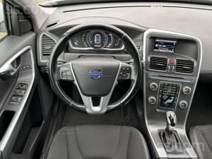 Balts Volvo XC60 2016 Rīga, ar dzinēja tilpumu 2.00 L un nobraukumu 188 tūkst. km par 12990 €, foto 12 vietnē AUTOMOTO.COM.LV