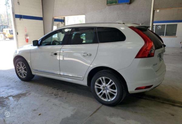White Volvo XC60 2016 in Klaipeda, with an engine capacity of 1.97 L and mileage of 230 thousand km for 12600 €, photo 4 on AUTOMOTO.COM.LV