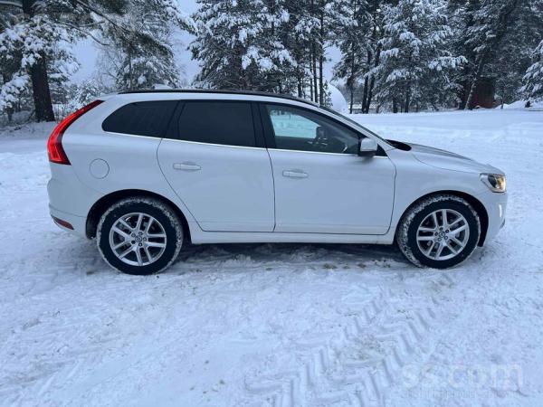Balts Volvo XC60 2016 Daugavpils, ar dzinēja tilpumu 2.00 L un nobraukumu 258 tūkst. km par 13450 €, foto 6 vietnē AUTOMOTO.COM.LV