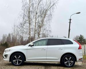 White Volvo XC60 2016 in Siauliai, with an engine capacity of 1.98 L and mileage of 272 thousand km for 12450 €, photo 13 on AUTOMOTO.COM.LV