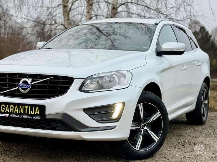 White Volvo XC60 2016 in Siauliai, with an engine capacity of 1.98 L and mileage of 272 thousand km for 12450 €, photo 16 on AUTOMOTO.COM.LV