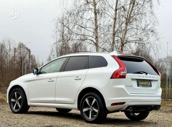 Balts Volvo XC60 2016 Šauļi, ar dzinēja tilpumu 1.98 L un nobraukumu 272 tūkst. km par 12450 €, foto 3 vietnē AUTOMOTO.COM.LV