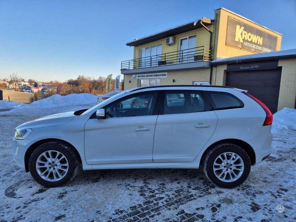 Balts Volvo XC60 2016 Utena, ar dzinēja tilpumu 2.40 L un nobraukumu 300 tūkst. km par 12990 €, foto 4 vietnē AUTOMOTO.COM.LV
