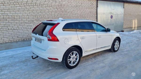 Balts Volvo XC60 2016 Tauragė, ar dzinēja tilpumu 1.97 L un nobraukumu 228 tūkst. km par 10900 €, foto 3 vietnē AUTOMOTO.COM.LV