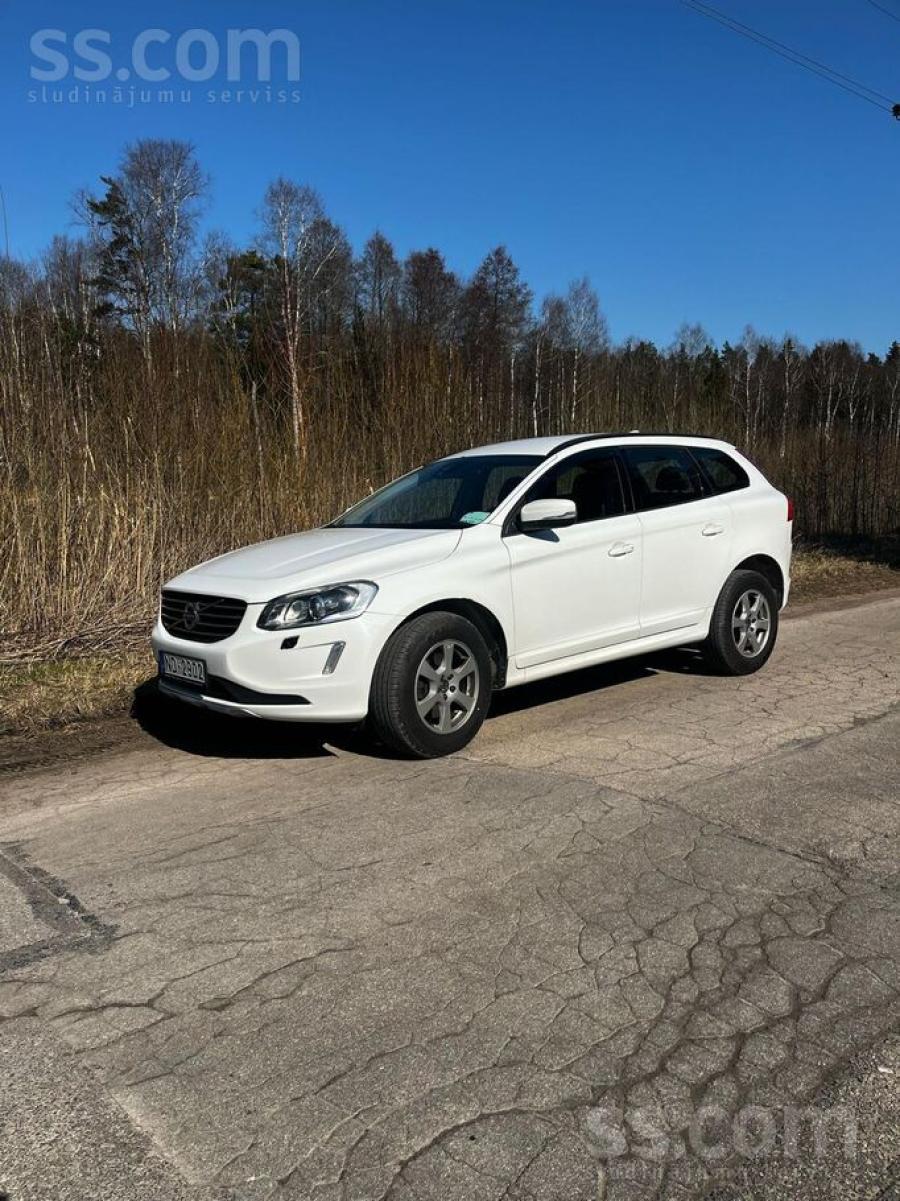 Balts Volvo XC60 2016 Rīga, ar dzinēja tilpumu 2.00 L un nobraukumu 223 tūkst. km par 13567 €, foto 8 vietnē AUTOMOTO.COM.LV