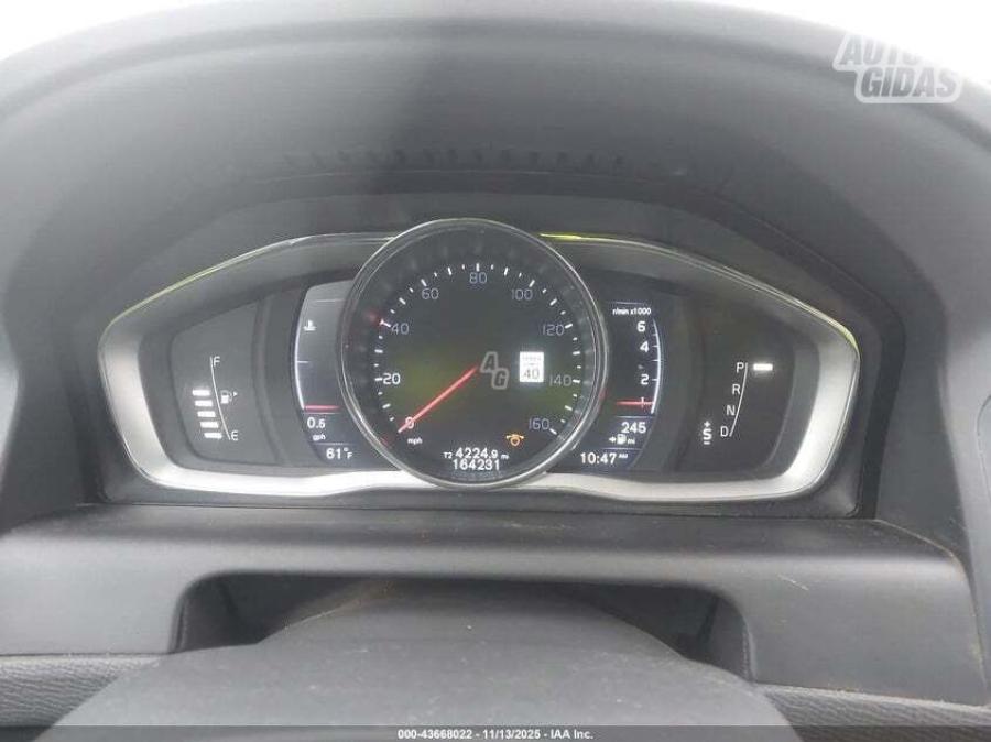 Белый Вольво ХС60 2016 в Каунас, объемом двигателя 2.00 л и пробегом 264 тыс. км за 10500 €, фото 9 на AUTOMOTO.COM.LV