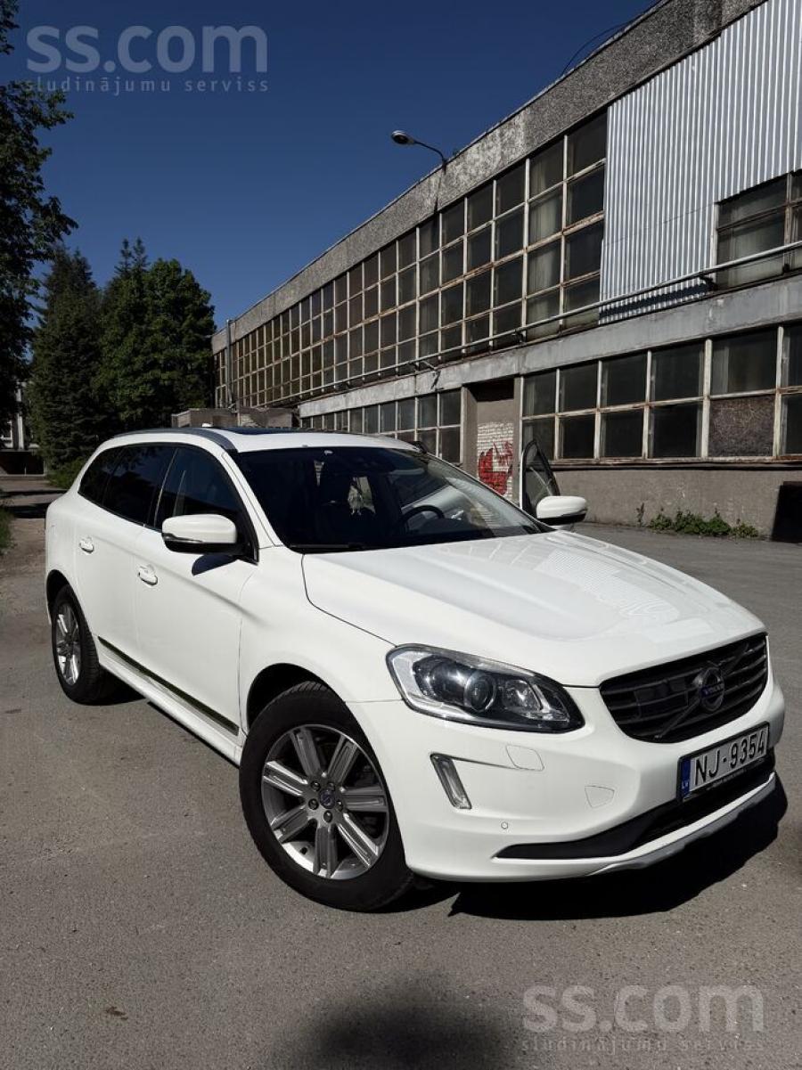 White Volvo XC60 2016 in Riga, with an engine capacity of 2.00 L and mileage of 268 thousand km for 12750 €, photo 1 on AUTOMOTO.COM.LV