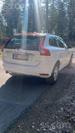 Balts Volvo XC60 2016 Rīga, ar dzinēja tilpumu 2.00 L un nobraukumu 203 tūkst. km par 14550 €, foto 3 vietnē AUTOMOTO.COM.LV