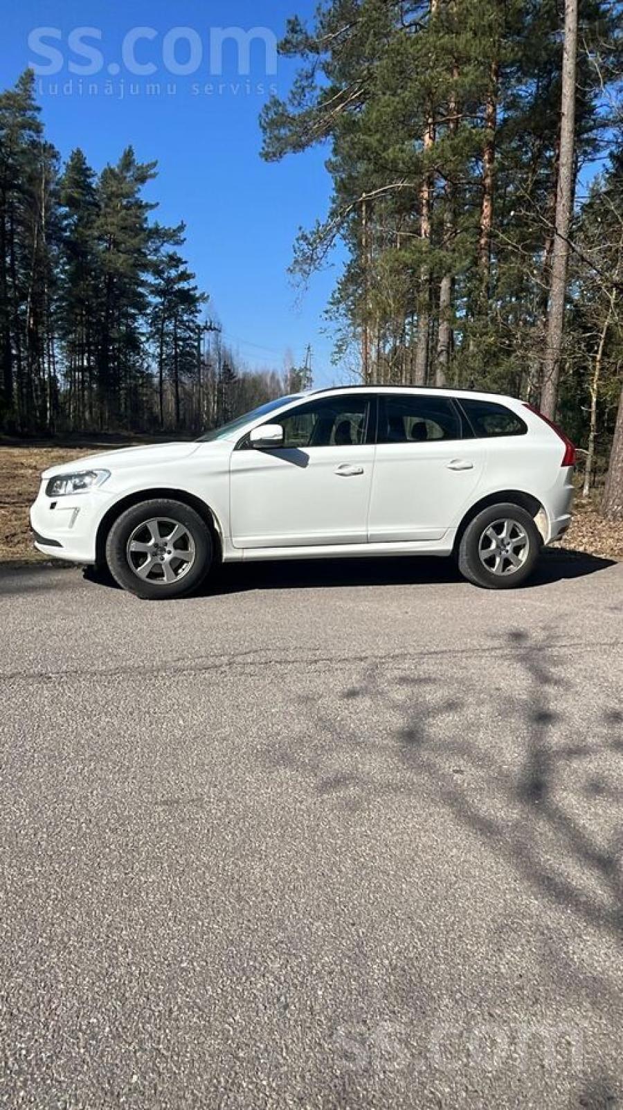 Balts Volvo XC60 2016 Rīga, ar dzinēja tilpumu 2.00 L un nobraukumu 203 tūkst. km par 14550 €, foto 9 vietnē AUTOMOTO.COM.LV