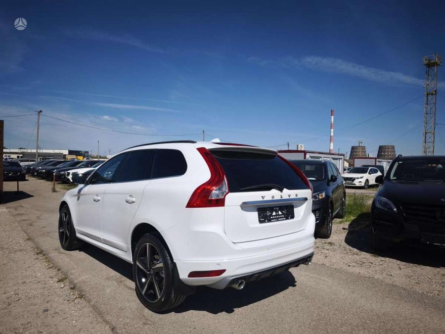 Balts Volvo XC60 2016 Viļņa, ar dzinēja tilpumu 2.40 L un nobraukumu 269 tūkst. km par 14850 €, foto 5 vietnē AUTOMOTO.COM.LV