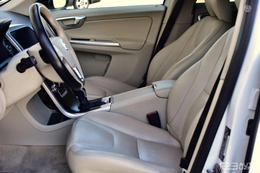 Balts Volvo XC60 2016 Kretinga, ar dzinēja tilpumu 2.00 L un nobraukumu 210 tūkst. km par 12999 €, foto 16 vietnē AUTOMOTO.COM.LV