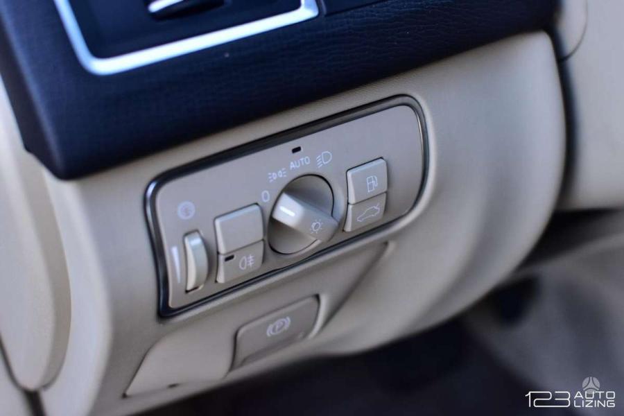 Balts Volvo XC60 2016 Kretinga, ar dzinēja tilpumu 2.00 L un nobraukumu 210 tūkst. km par 12999 €, foto 19 vietnē AUTOMOTO.COM.LV