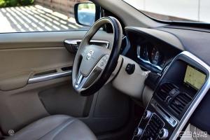 Balts Volvo XC60 2016 Kretinga, ar dzinēja tilpumu 2.00 L un nobraukumu 210 tūkst. km par 12999 €, foto 31 vietnē AUTOMOTO.COM.LV