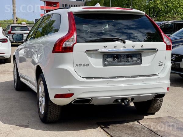 White Volvo XC60 2016 in Riga, with an engine capacity of 2.00 L and mileage of 0 thousand km for 16900 €, photo 4 on AUTOMOTO.COM.LV