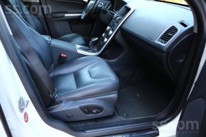 Balts Volvo XC60 2016 Rīga, ar dzinēja tilpumu 2.40 L un nobraukumu 260 tūkst. km par 15990 €, foto 14 vietnē AUTOMOTO.COM.LV