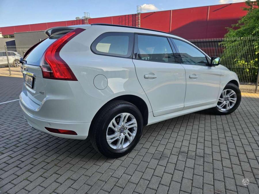 Balts Volvo XC60 2016 Kauņa, ar dzinēja tilpumu 1.97 L un nobraukumu 230 tūkst. km par 9700 €, foto 19 vietnē AUTOMOTO.COM.LV
