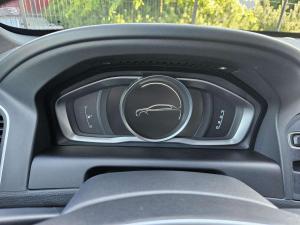 Balts Volvo XC60 2016 Kauņa, ar dzinēja tilpumu 1.97 L un nobraukumu 230 tūkst. km par 9700 €, foto 40 vietnē AUTOMOTO.COM.LV
