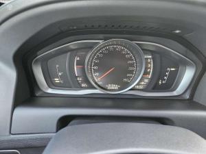 Balts Volvo XC60 2016 Kauņa, ar dzinēja tilpumu 1.97 L un nobraukumu 230 tūkst. km par 9700 €, foto 42 vietnē AUTOMOTO.COM.LV