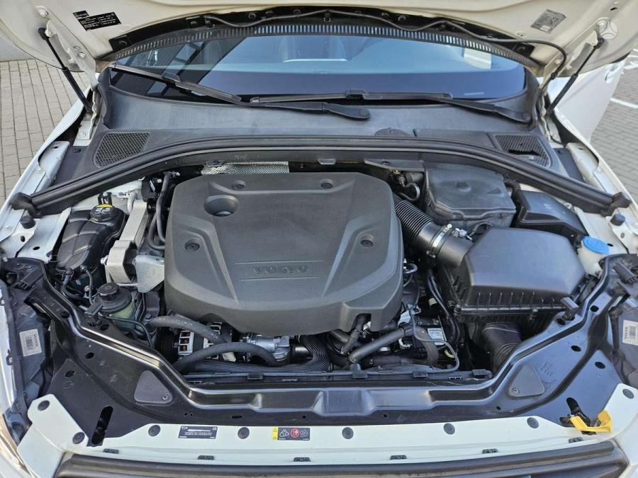 Balts Volvo XC60 2016 Kauņa, ar dzinēja tilpumu 1.97 L un nobraukumu 230 tūkst. km par 9700 €, foto 47 vietnē AUTOMOTO.COM.LV