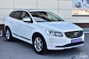 White Volvo XC60 2016 in Kretinga, with an engine capacity of 2.00 L and mileage of 210 thousand km for 12999 €, photo 6 on AUTOMOTO.COM.LV