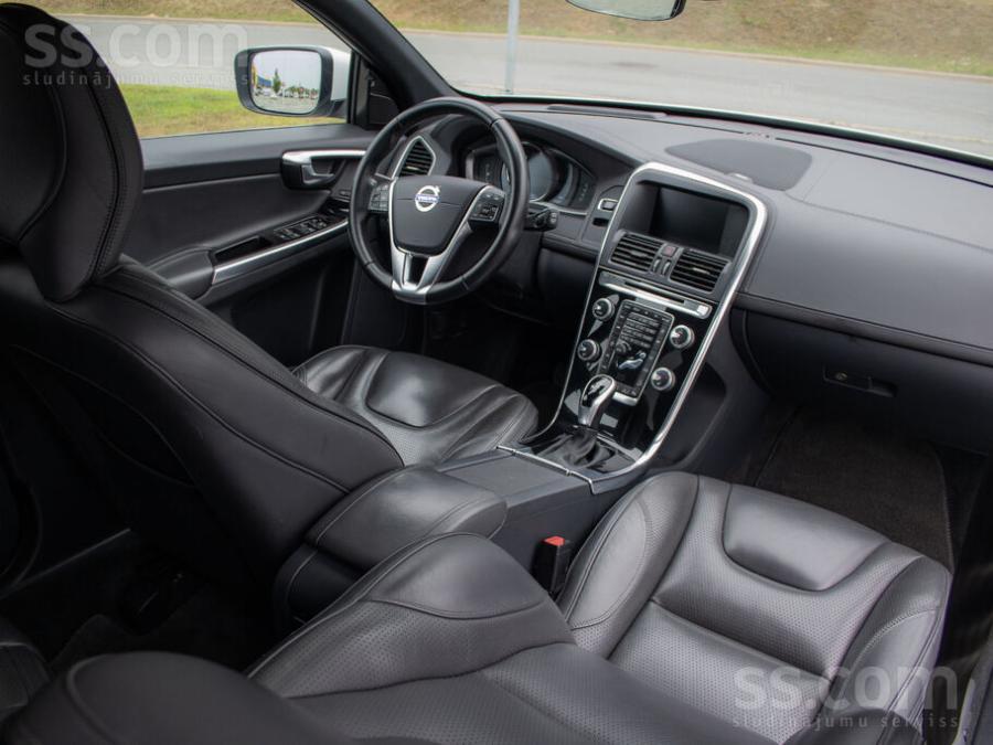 Balts Volvo XC60 2016 Rīga, ar dzinēja tilpumu 2.40 L un nobraukumu 194 tūkst. km par 18350 €, foto 18 vietnē AUTOMOTO.COM.LV