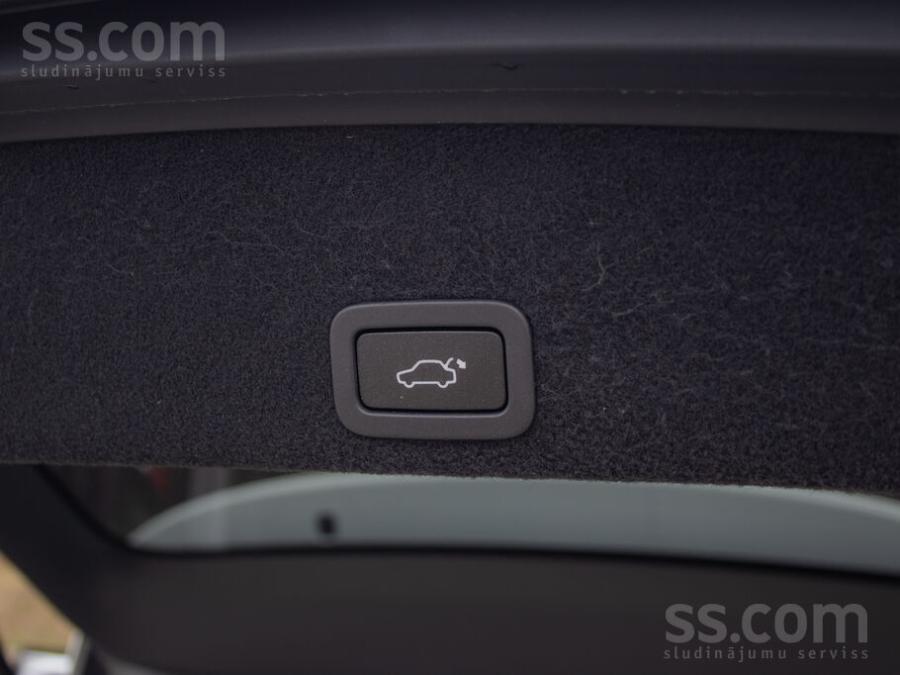 Balts Volvo XC60 2016 Rīga, ar dzinēja tilpumu 2.40 L un nobraukumu 194 tūkst. km par 18350 €, foto 22 vietnē AUTOMOTO.COM.LV