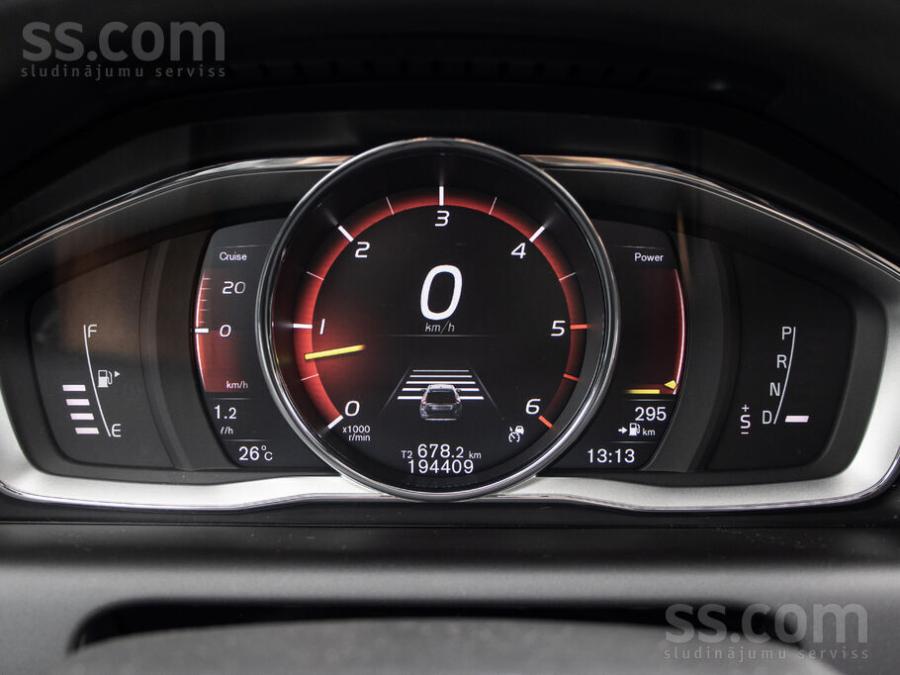 Balts Volvo XC60 2016 Rīga, ar dzinēja tilpumu 2.40 L un nobraukumu 194 tūkst. km par 18350 €, foto 28 vietnē AUTOMOTO.COM.LV