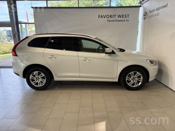 White Volvo XC60 2016 in Ventspils, with an engine capacity of 2.00 L and mileage of 140 thousand km for 14500 €, photo 3 on AUTOMOTO.COM.LV