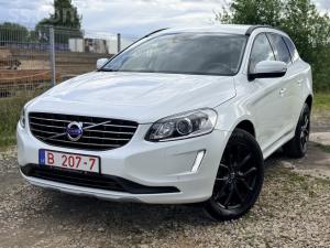 White Volvo XC60 2016 in Riga, with an engine capacity of 2.00 L and mileage of 247 thousand km for 13995 €, photo 4 on AUTOMOTO.COM.LV