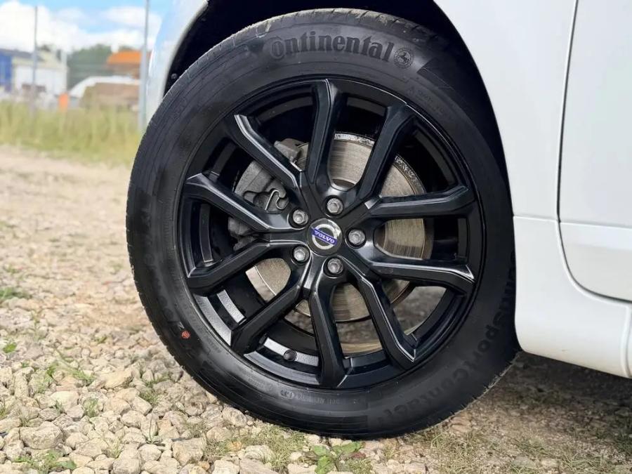 Balts Volvo XC60 2016 Rīga, ar dzinēja tilpumu 2.00 L un nobraukumu 247 tūkst. km par 13995 €, foto 6 vietnē AUTOMOTO.COM.LV