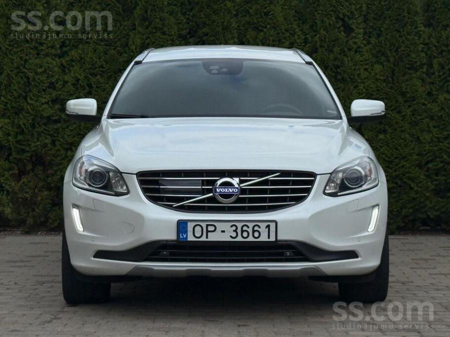 White Volvo XC60 2016 in Jelgava, with an engine capacity of 2.40 L and mileage of 0 thousand km for 16200 €, photo 3 on AUTOMOTO.COM.LV