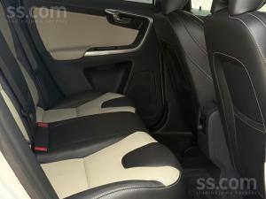 White Volvo XC60 2016 in Jelgava, with an engine capacity of 2.40 L and mileage of 0 thousand km for 16200 €, photo 17 on AUTOMOTO.COM.LV