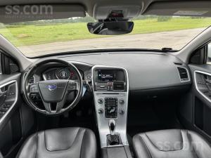 White Volvo XC60 2016 in Cesis, with an engine capacity of 2.00 L and mileage of 0 thousand km for 11900 €, photo 19 on AUTOMOTO.COM.LV