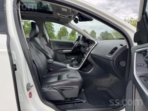 White Volvo XC60 2016 in Cesis, with an engine capacity of 2.00 L and mileage of 0 thousand km for 11900 €, photo 25 on AUTOMOTO.COM.LV