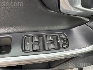 White Volvo XC60 2016 in Cesis, with an engine capacity of 2.00 L and mileage of 0 thousand km for 11900 €, photo 28 on AUTOMOTO.COM.LV