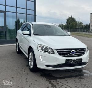White Volvo XC60 2016 in Kretinga, with an engine capacity of 2.00 L and mileage of 314 thousand km for 9950 €, photo 3 on AUTOMOTO.COM.LV