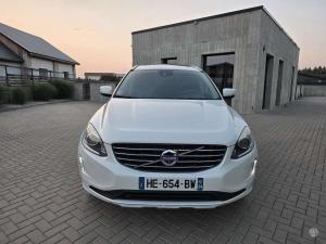 Balts Volvo XC60 2016 Tauragė, ar dzinēja tilpumu 1.97 L un nobraukumu 301 tūkst. km par 9600 €, foto  vietnē AUTOMOTO.COM.LV