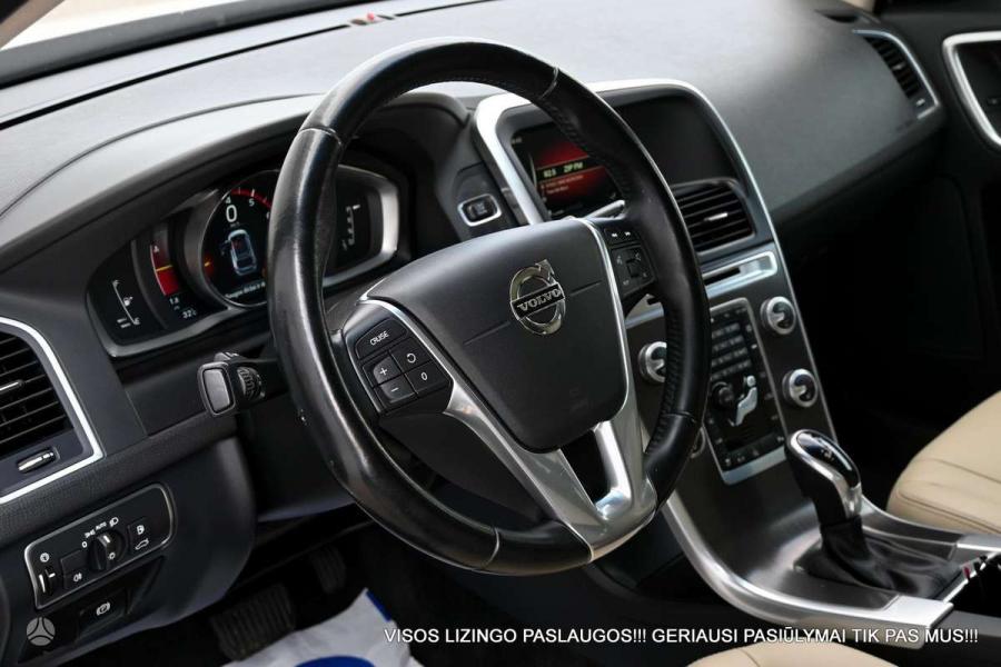 Balts Volvo XC60 2016 Kretinga, ar dzinēja tilpumu 1.97 L un nobraukumu 238 tūkst. km par 13699 €, foto 22 vietnē AUTOMOTO.COM.LV