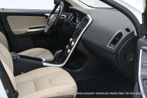 Balts Volvo XC60 2016 Kretinga, ar dzinēja tilpumu 1.97 L un nobraukumu 238 tūkst. km par 13699 €, foto 26 vietnē AUTOMOTO.COM.LV