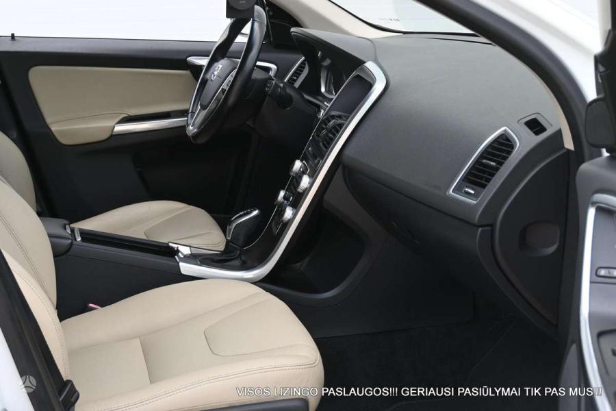 Balts Volvo XC60 2016 Kretinga, ar dzinēja tilpumu 1.97 L un nobraukumu 238 tūkst. km par 13699 €, foto 26 vietnē AUTOMOTO.COM.LV