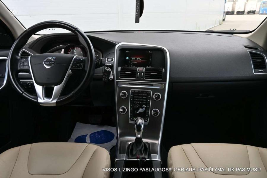 Balts Volvo XC60 2016 Kretinga, ar dzinēja tilpumu 1.97 L un nobraukumu 238 tūkst. km par 13699 €, foto 29 vietnē AUTOMOTO.COM.LV