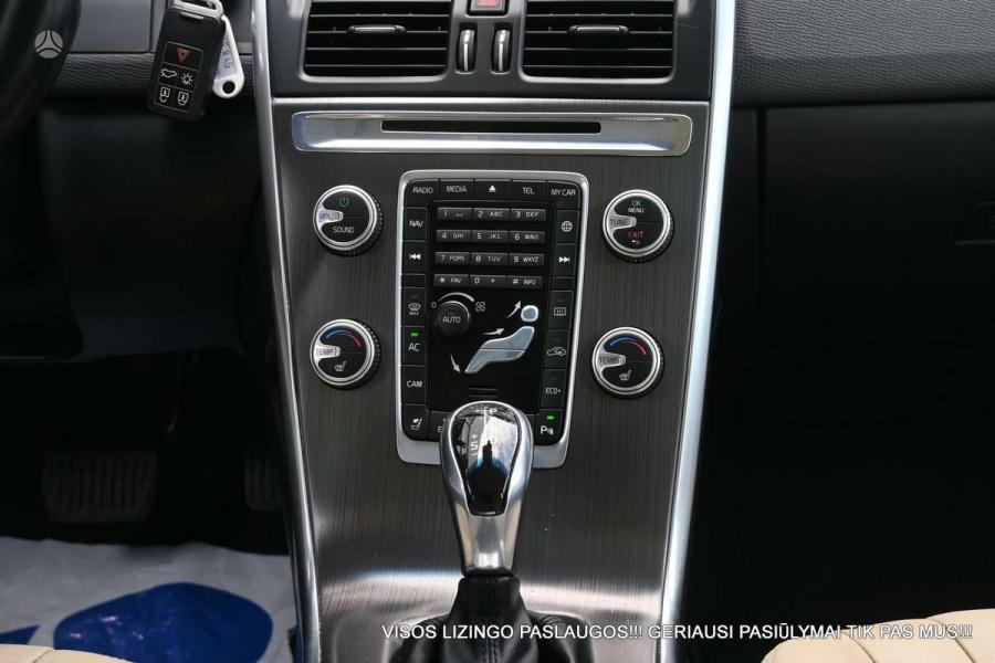 Balts Volvo XC60 2016 Kretinga, ar dzinēja tilpumu 1.97 L un nobraukumu 238 tūkst. km par 13699 €, foto 31 vietnē AUTOMOTO.COM.LV
