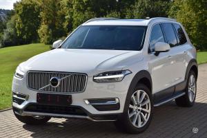 White Volvo XC60 2016 in Vilnius, with an engine capacity of 1.97 L and mileage of 208 thousand km for 18700 €, photo 3 on AUTOMOTO.COM.LV