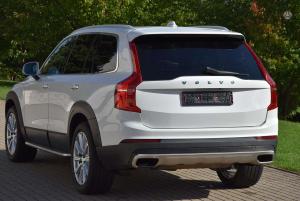 White Volvo XC60 2016 in Vilnius, with an engine capacity of 1.97 L and mileage of 208 thousand km for 18700 €, photo 4 on AUTOMOTO.COM.LV