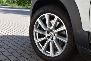 White Volvo XC60 2016 in Vilnius, with an engine capacity of 1.97 L and mileage of 208 thousand km for 18700 €, photo 10 on AUTOMOTO.COM.LV