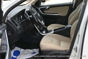 White Volvo XC60 2016 in Kretinga, with an engine capacity of 1.97 L and mileage of 238 thousand km for 13699 €, photo 18 on AUTOMOTO.COM.LV