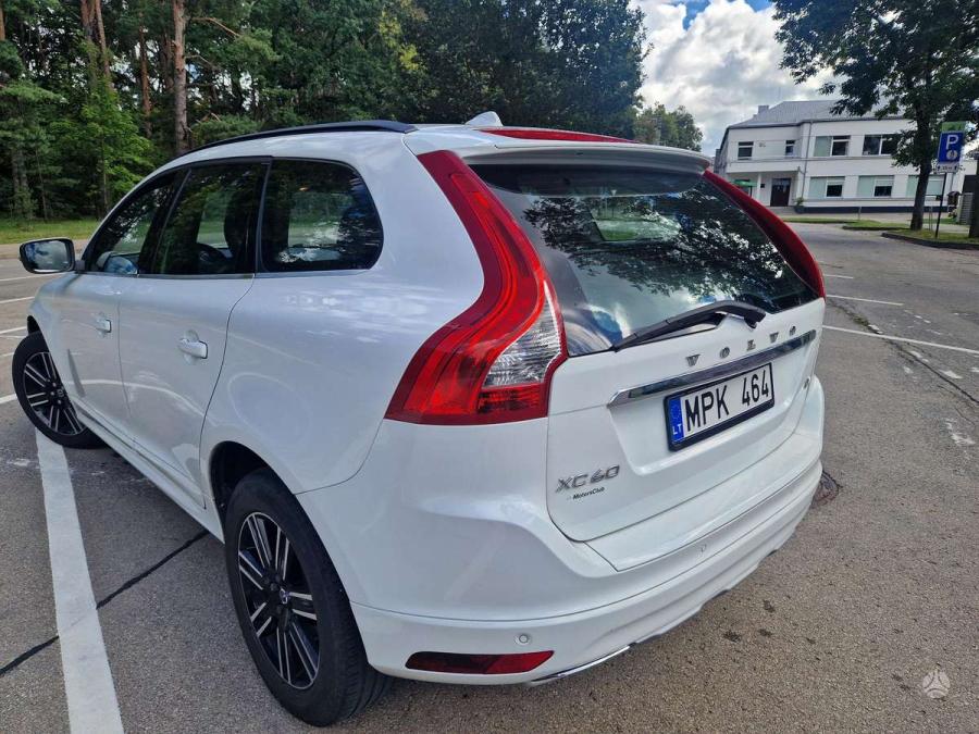 Balts Volvo XC60 2016 Alīta, ar dzinēja tilpumu 1.97 L un nobraukumu 266 tūkst. km par 10500 €, foto 4 vietnē AUTOMOTO.COM.LV