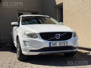 Balts Volvo XC60 2016 Rīga, ar dzinēja tilpumu 2.40 L un nobraukumu 0 tūkst. km par 12800 €, foto  vietnē AUTOMOTO.COM.LV