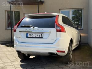 White Volvo XC60 2016 in Riga, with an engine capacity of 2.40 L and mileage of 0 thousand km for 12800 €, photo 5 on AUTOMOTO.COM.LV